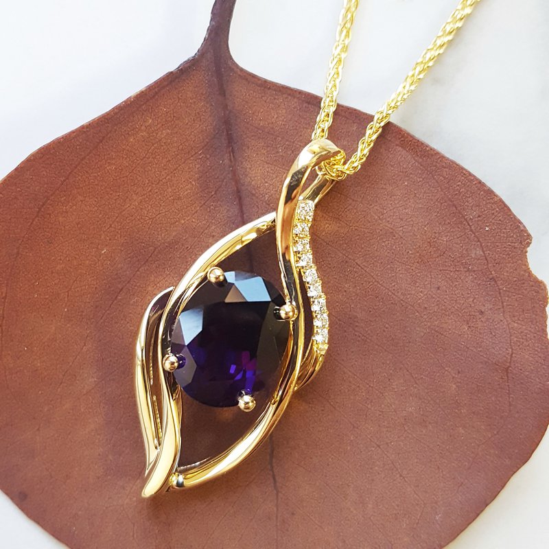 Arizona Amethyst Gold Jewelry Organic Oval Pendant – Sami Fine Jewelry